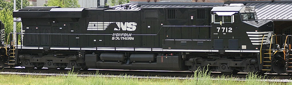 NS 7712